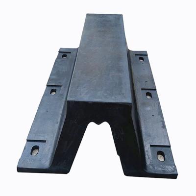 China Long Service Life V Type Fender Boat Dock Fenders For Marine Mooring for sale