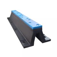 China Marine Customizable V Type Dock Rubber Fender Good Shear Resistance for sale