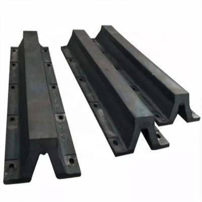 China Black Color Arch Rubber Fender Industrial Energy Absorbing CCS Certificate for sale
