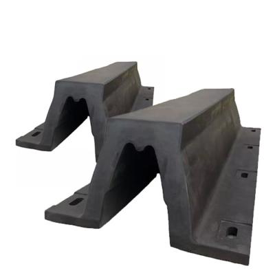 China PIANC2002 V Type Rubber Dock Fender Heavy Duty Tear Resistant for sale