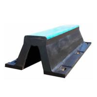 China PIANC2002 Heavy Duty V Fenders for Dock Boat Protection Safety for sale