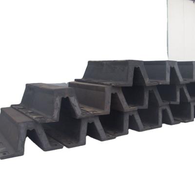 China Marine V Shaped Type Rubber Fenders For Boat Protection for sale