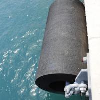 China 2000mm Cylindrical Marine Fenders Enhance Seafaring Safety for sale