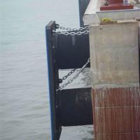 China Advanced Cylindrical Marine Fenders Inflatable Yacht Rubber High Resilience for sale
