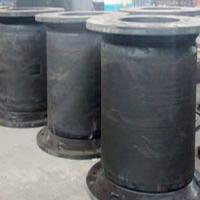 China Resilient Cell Rubber Fender Panels Fender Tugboat Fenders Bollard Fenders for sale