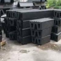 China Low Maintenance Tug Boat Fenders Dock Fenders Custom Fenders Corrosion Resistant for sale