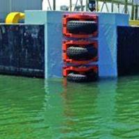 China Roller Fenders Astm D2000 Certified Wheel Fenders For Marine Protection for sale