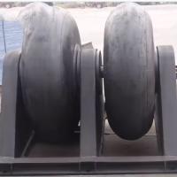 China NBR Marine Dock Roller Fenders Shock Absorption for sale