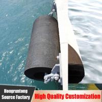 China 750×1800mm Cylindrical Marine Fenders Smooth Surface Long Term Use Shock Resistant for sale