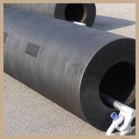 China Cylindrical Rubber Fender with High Energy Absorption Low Reaction Force and Long Service Life for Marine Docking for sale