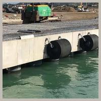 China Cylindrical Rubber Fender with High Energy Absorption Low Reaction Force and Long Service Life for Marine Docking for sale
