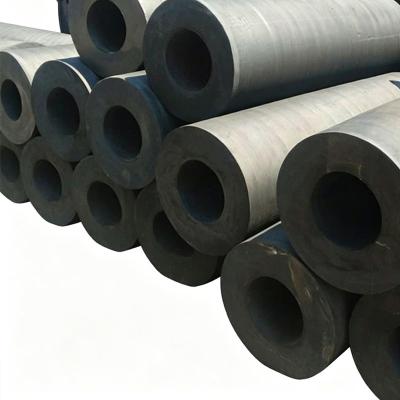 China Impact Resistant Cylindrical Marine Fenders for Easy Installation and Weather Saltwater Proof Protection for sale
