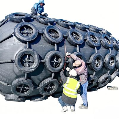 China Yokohama Pneumatic Fender Lightweight Shock Absorbing Corrosion Resistant Marine Fender for Offshore Applications for sale