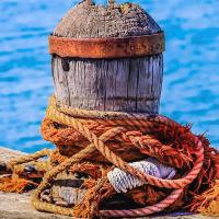 China Mooring Bollards with Strong Load Capacity Weather Resistant and Easy Installation for Marine Applications for sale