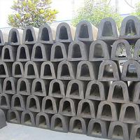 China Oil Resistant Seawater Corrosion Resistance D Type Fenders Custom Size D Rubber Fenders for sale