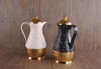China Stocked Royal Black Gold Arabian Glass Liner Carefe Porcelain Cawa Cup 1L Tea Coffee Kettle Set Dallah Pot Arabic Coffee Vacuum Flasks for sale