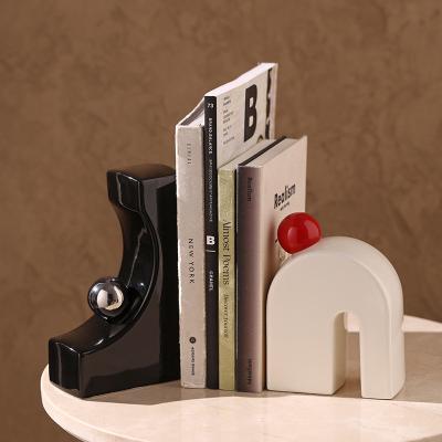 China Upgrade Your Book Collection with Luxury Ceramic Bookends in Modern Art Antique Style for sale