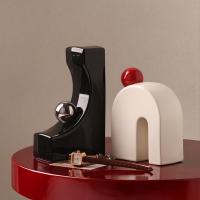 China Home Decoration Pieces Luxury Modern Art Antique Style Elegant Small Ceramic Bookends for sale