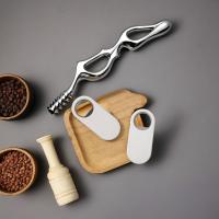 China Thickened Non-Slip Handle Stainless Steel Magnetic Bottle Can Opener for Custom Color for sale