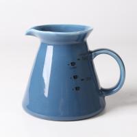 China Unique Design Style Coffee Tea Tools Blue and White Ceramic Pour over Coffee Dripper for sale