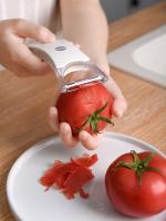 China Sustainable Plastic Kitchen Peeler for Effortless Peeling of Vegetables and Fruits for sale