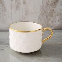 China Modern Nordic Tea Cup Set in Luxury Bone with Customized Color and Bamboo Utensils for sale