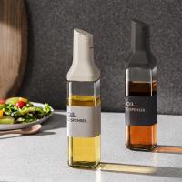 China 500ml Capacity Glass Kitchen Oil and Vinegar Bottle with Stylish Leak-Proof Dispenser for sale