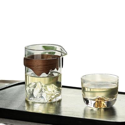 China 240ml Transparent Glass Cup Classic Design Eco-Friendly Handmade for Tea Water Milk for sale