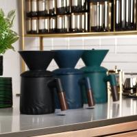 China Classic Porcelain Ceramic Coffee Dripper Set for Timeless Brewing and Manual Pour over for sale