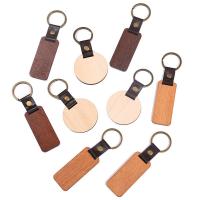 China Unique Bamboo Chain Hangings for Luxurious Wooden Keychain Christmas Decorations for sale