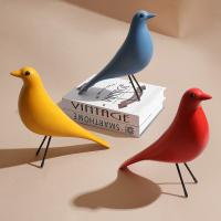 China Stylish Modern Simple Style Resin Bird Ornament for Home Decor in Multiple Colors for sale
