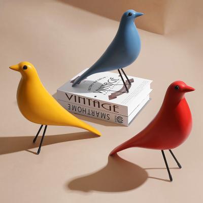 China Multicolor Art Theme Resin Bird Ornaments Still Life Multicolor Table Decorations for Home for sale