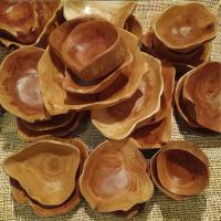 China Handmade Rustic Farmhouse Wood Utensils Wooden Decorative Items for Customized OEM/ODM for sale