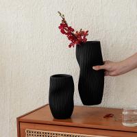 China Super Markets' Favorite Modern Italian Ceramic Vase for Exquisite Flower Arrangements for sale