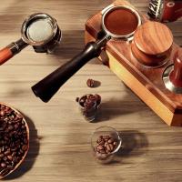 China Portable Coffee Brewing Accessories 58mm Stainless Steel Funnel and Wooden Portafilter for sale