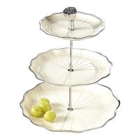 China Elegant Paper 3-Tier Ceramic Plate for Easter Brunch Valentine's Day Diwali Treats for sale