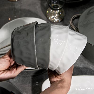 China Contemporary Elegant European Style Ceramic Dinnerware Set Gold Rim for Home Hotel for sale