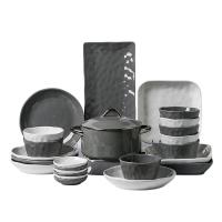 China Contemporary Elegant European Style Ceramic Dinnerware Set Gold Rim for Home Hotel for sale