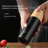 China Pepper Mill Handcrafted 7-Inch Oak Wood Salt and Pepper Mills with Adjustable Grinder for sale
