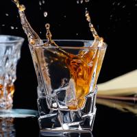 China Custom Engraved American Style Heavy Base Whiskey Shot Glasses for Whisky Bar Parties for sale
