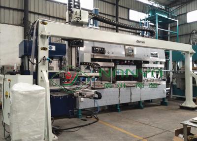 China Bagasse Paper Pulp Molding Plate Tableware Machine with Robot Arm - 3000 to 10000 pcs/h Capacity, 140-450 kW Power for sale