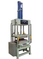 China Semiautomatic Paper Pulp Molding Machine with Drying-in-Mould Technology, 30-300kg/h Capacity, 220-440V Voltage for sale