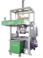 China Semiautomatic Paper Pulp Molding Machine with Drying-in-Mould Technology, 30-300kg/h Capacity, 220-440V Voltage for sale