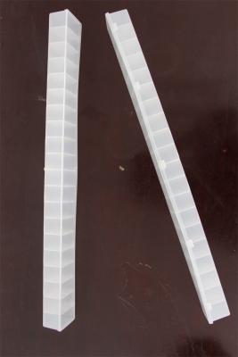 China Broken Core Powder Rock Chip Trays With Twenty White Channels Anti Aging for sale