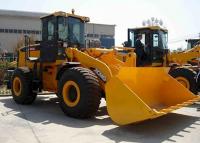 China Diesel XCMG  Front End Wheel Loader , 4 Ton Loading Weight Compact Tractor Loader LW400KN for sale