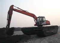 China Big Torque Travelling Heavy Equipment Excavator with Tracked Pontoon Structure for sale