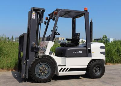 China 3 Ton Diesel Industrial Forklift Truck With Automatic Transmission And Advanced Hydraulic System for sale