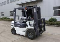 China Small Turning Radius 2.5 Ton Industrial Forklift Truck for All Terrain Lifting / Carrying for sale