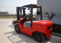 China 4 Ton Balance Weight Type Diesel Forklift Truck With 3M Lifting Height Wholly Integrated Frame for sale