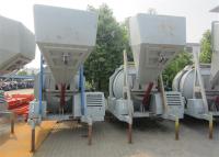 China 2 Towing Wheels Portable Self Loading Diesel Engine Cement Concrete Mixture Machine 16.2KW for sale